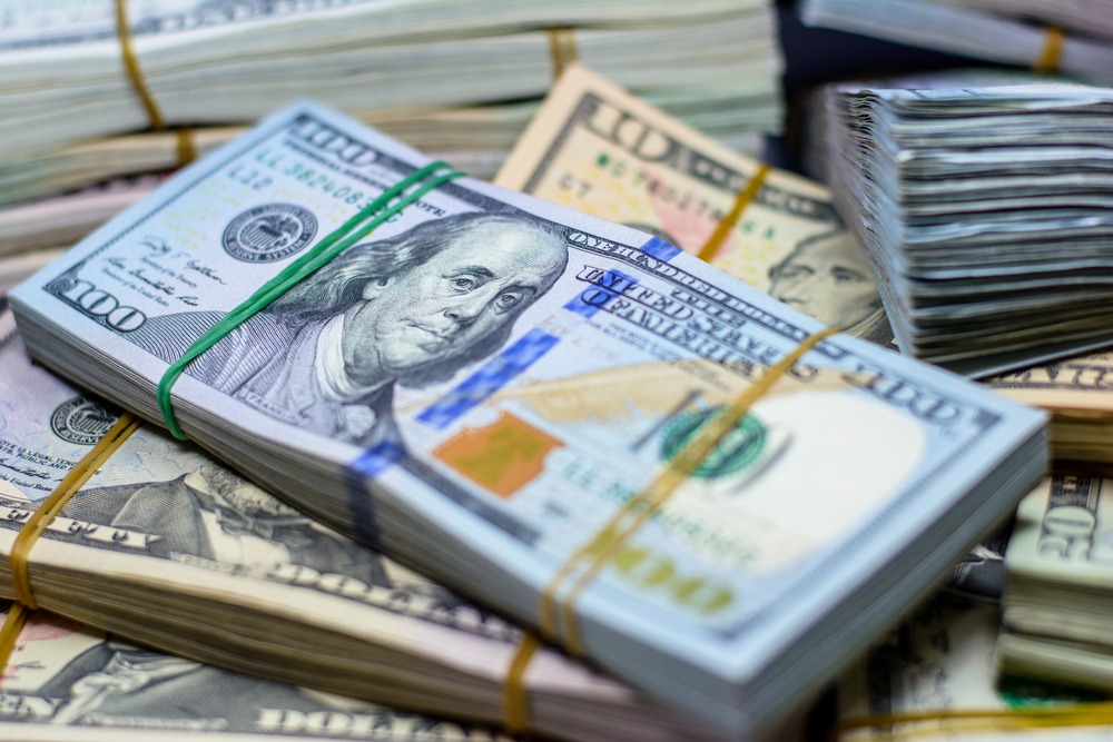 USD Opens Year on Lower Note | Noor Trends